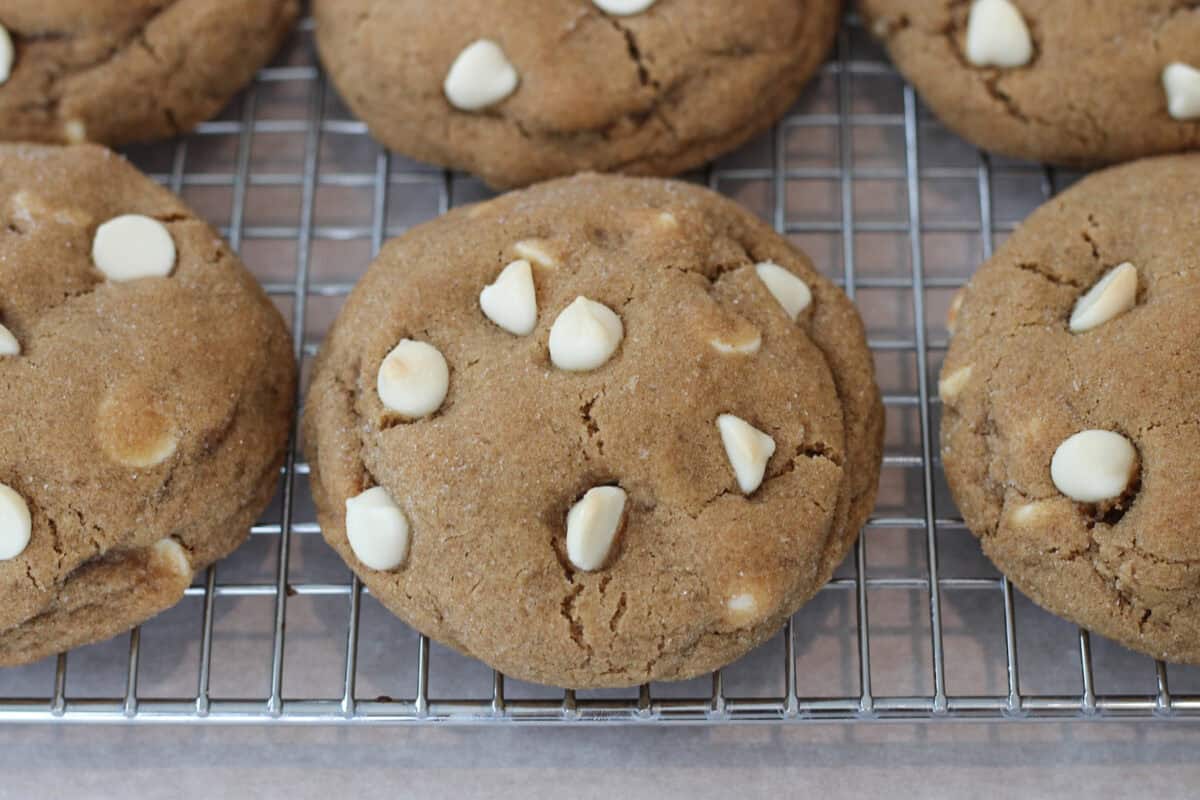 White Chocolate Gingerbread Cookies – All You Can Eats